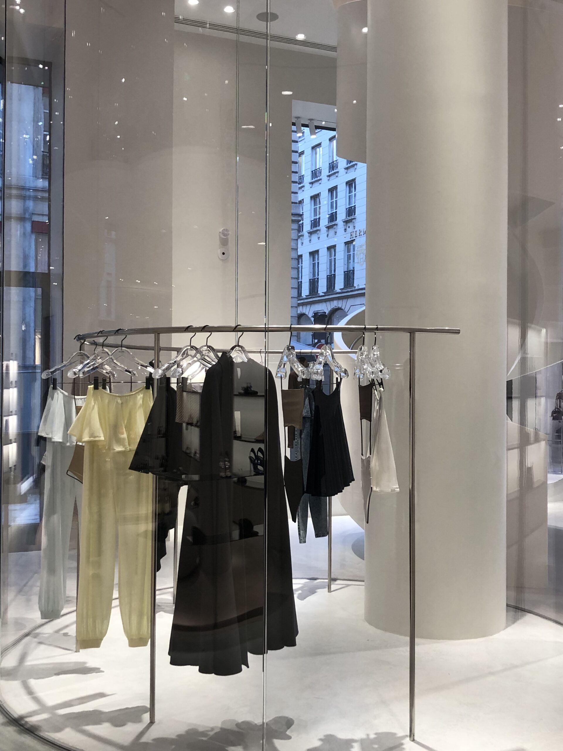 ALAÏA OUVRE SON NOUVEAU FLAGSHIP À PARIS - Lemens&Partners